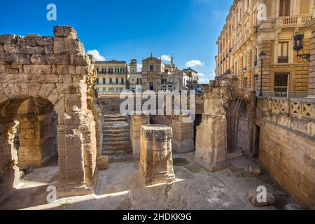 roman amphitheatre, lecce, roman amphitheatres Stock Photo - Alamy