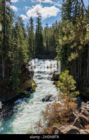 water, wave, reflection, Deschutes River, Bend, Oregon, OR, USA ...