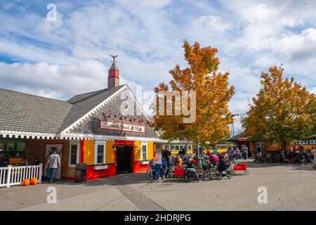 Thomas the Tank Engine on Edaville Railroad in Thomas Land USA in ...