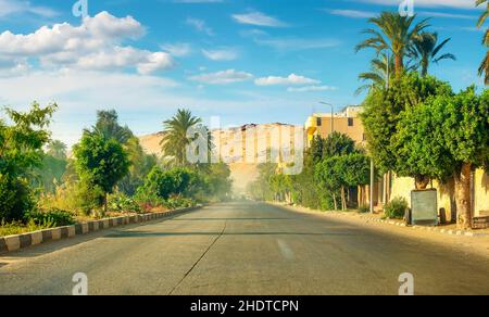 egypt, road, egyptian, egypts, roads, street, streets Stock Photo - Alamy