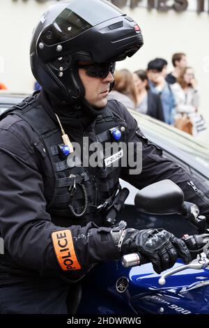 French Police officer on duty - Paris - France Stock Photo - Alamy