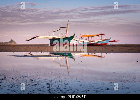 Beautiful seascape at the beach of Lian, Batangas Stock Photo - Alamy
