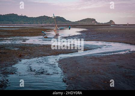 Beautiful seascape at the beach of Lian, Batangas Stock Photo - Alamy