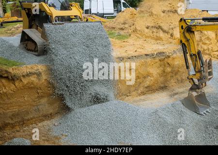 filling, pebbles, pit, bottling, fillings, pebble, pits Stock Photo - Alamy