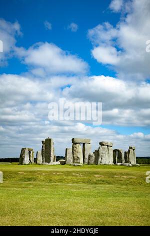 Stonehenge, stone age megaliths in Great Britain Stock Photo - Alamy