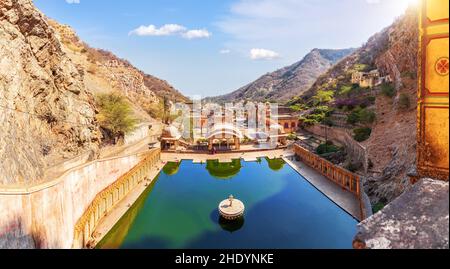 hinduism, pilgrimage, galtaji, hinduisms, pilgrimages Stock Photo - Alamy