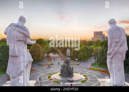 kharkiv, freedom square Stock Photo - Alamy