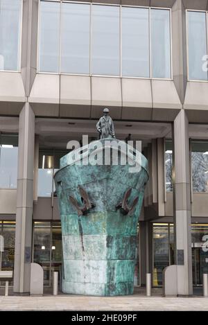 LONDON- International Maritime Organization exterior- a United Nations ...
