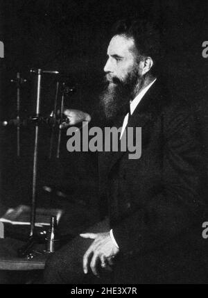 Röntgen in the lab Stock Photo - Alamy