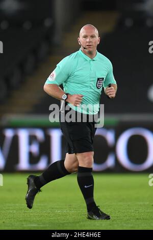 Swansea, UK. 08th Jan, 2022. referee Simon Hooper during the game in Swansea, United Kingdom on ...