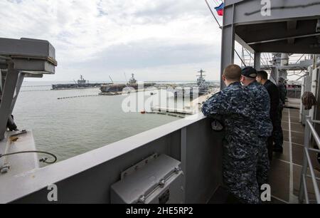 USS Dwight D. Eisenhower, USS Gerald R. Ford and USS George Washington ...