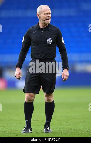 Referee Andy Woolmer Stock Photo - Alamy