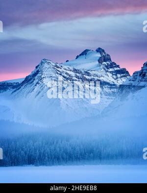 Lake Hector, Banff National Park, Alberta, Canada Stock Photo - Alamy