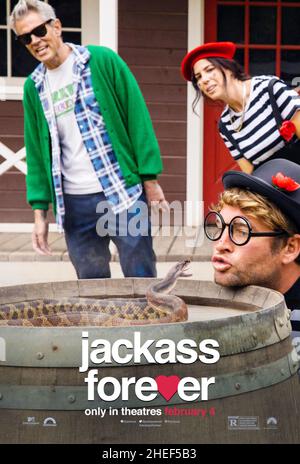 JACKASS FOREVER, (aka JACKASS 4), from left: Jasper Dolphin, Chris ...