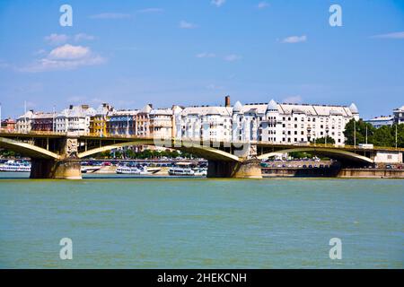 Margrit hid Bridge in Budapest on the Danube River Stock Photo - Alamy