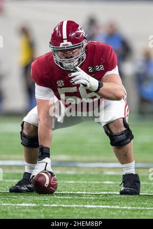 Alabama offensive lineman Seth McLaughlin (56) waits to snap the ball ...
