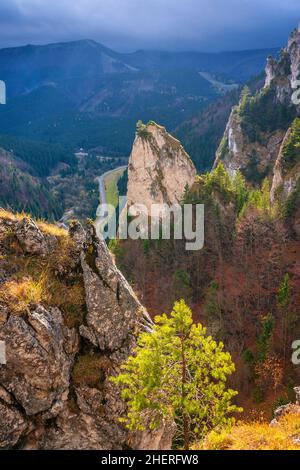 Mountain landscape at autumn season. The Vratna valley at the national ...