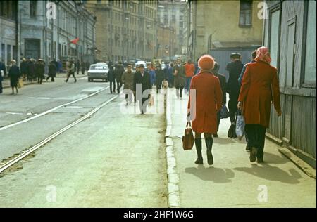 1970s Russia - Street scene in Russia (probably Moscow) ca. 1978 Stock ...