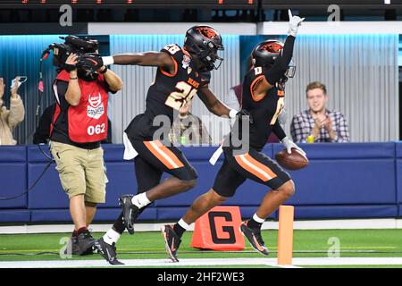 Oregon State defensive back Akili Arnold (16) in the second half during ...