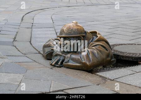 Cumil, The Man at Work statue, aka, The Watcher. Famous sculpture in ...