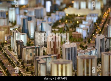 Scale model of city building with roads Stock Photo - Alamy