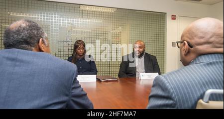 Secretary Cason visits HUD DC Field Office (25805992517 Stock Photo - Alamy