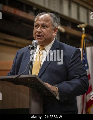SECNAV Celebrates Navy's 246th Birthday 211013 Stock Photo - Alamy