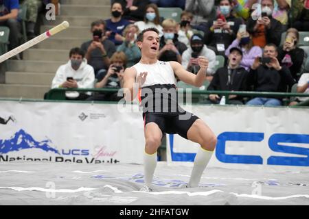 KC Lightfoot celebrates after winning the elite men's competition at 19 ...