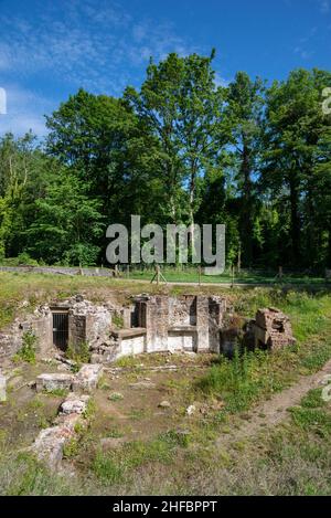 Excavated ruins of Samuel Oldknow's 'Mellor Mill' near Marple in ...