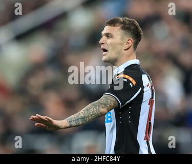 Kieran Trippier of Newcastle United gives his team instructions during ...