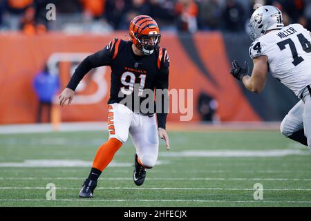 Cincinnati Bengals defensive end Trey Hendrickson (91) enters the field ...