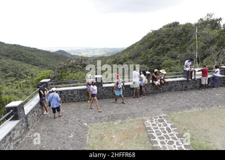 Alexandra Falls Viewpoint Stock Photo - Alamy