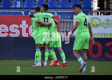 Manuel Lazzari of SS Lazio celebrates after scoring third goal during ...