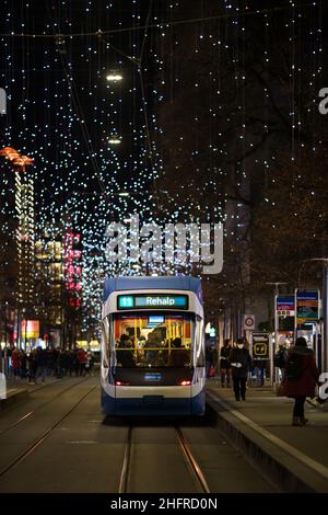 Christmas along Bahnhofstrasse Stock Photo - Alamy