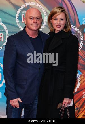 Ross Kemp and Renee O'Brien seen arriving for the Press Night of Cirque ...