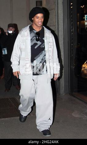 Ronaldinho is seen shopping in Milan, Italy Stock Photo - Alamy