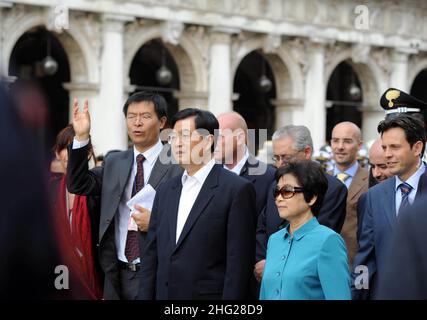 Chinese President Hu Jintao during his official visit to Venice, Italy ...
