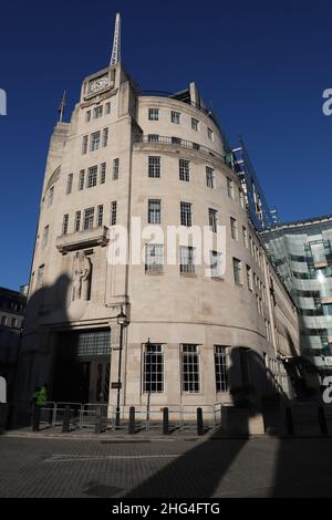 statue of Ariel and Prospero BBC Broadcasting House Stock Photo - Alamy
