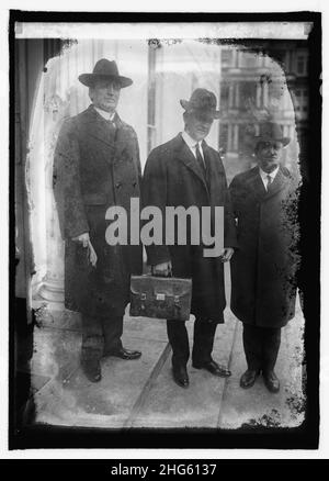 Sen. Ashurst, Gov. Campbell, Carl Hayden, 12/11/21 Stock Photo - Alamy