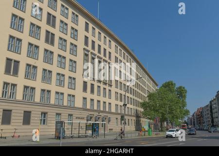 Office building at Kleistpark, Schoeneberg, Berlin, Germany Stock Photo ...