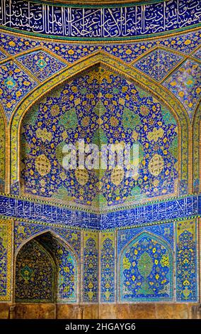 Faience Mosaics, Masjid-e Imam Mosque, Isfahan, Isfahan, Iran Stock ...