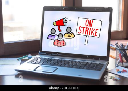 Laptop screen displaying an on strike concept Stock Photo - Alamy