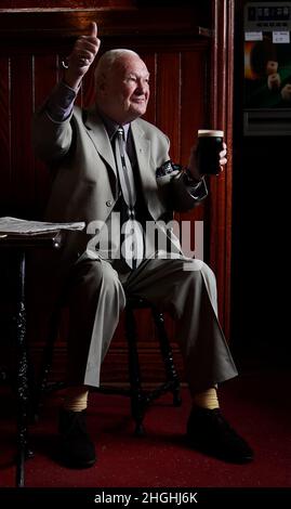Peter Roche, a regular for 55 years at Mulligans pub in Dublin's city ...