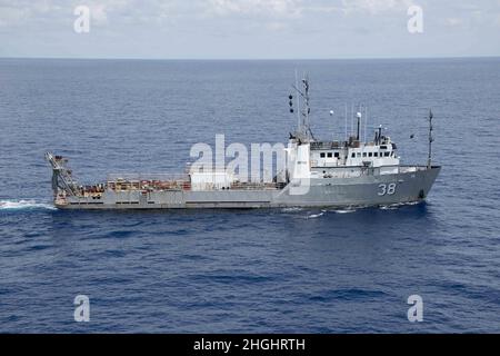 The Trials and Research Vessel NAWC 38 tows an explosive charge during ...