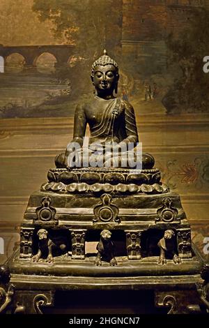 Buddha Shakyamuni - on a lion throne Thailand , Lan - na Style 16th ...