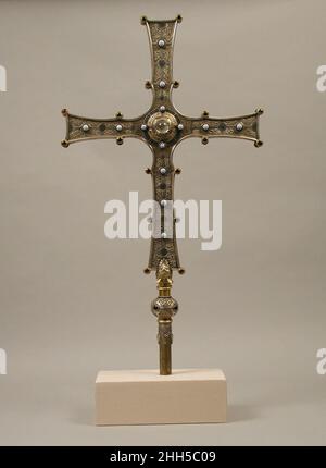Irish Cross of Cong, early 20th-century replica of an 11th-century ...