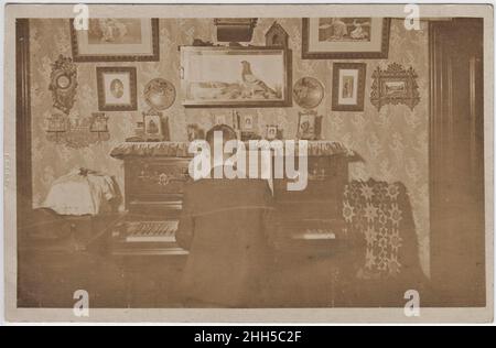 Living room interior of middle class American home in Kentucky USA ...