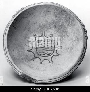 Bowl with Incised Lines Design Stock Photo - Alamy