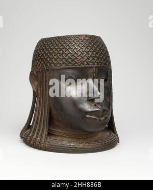 Headdress of the Oba (king) face depicts Oduduwa, the first king and ...
