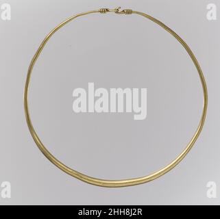 This East Germanic gold neck ring from the 5th–6th century measures 5 ...